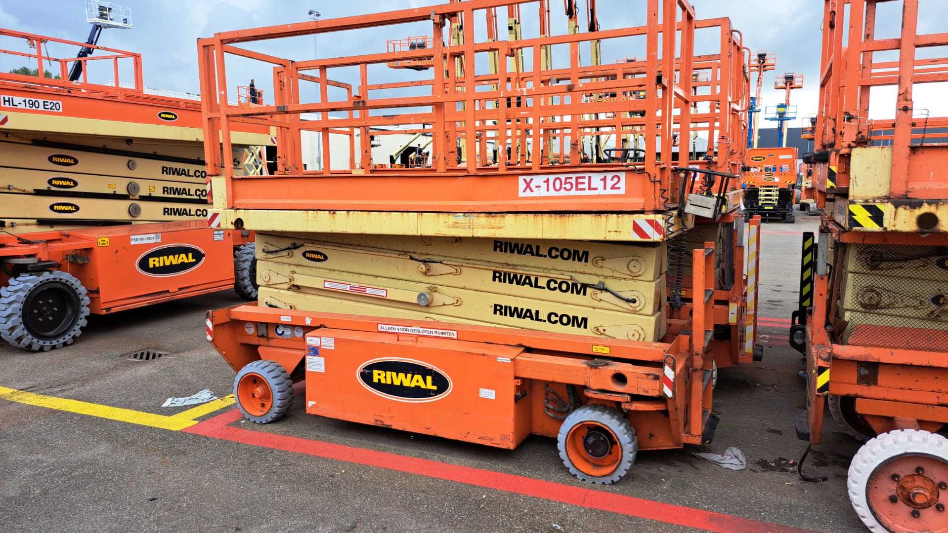 Buy your machines from Riwal